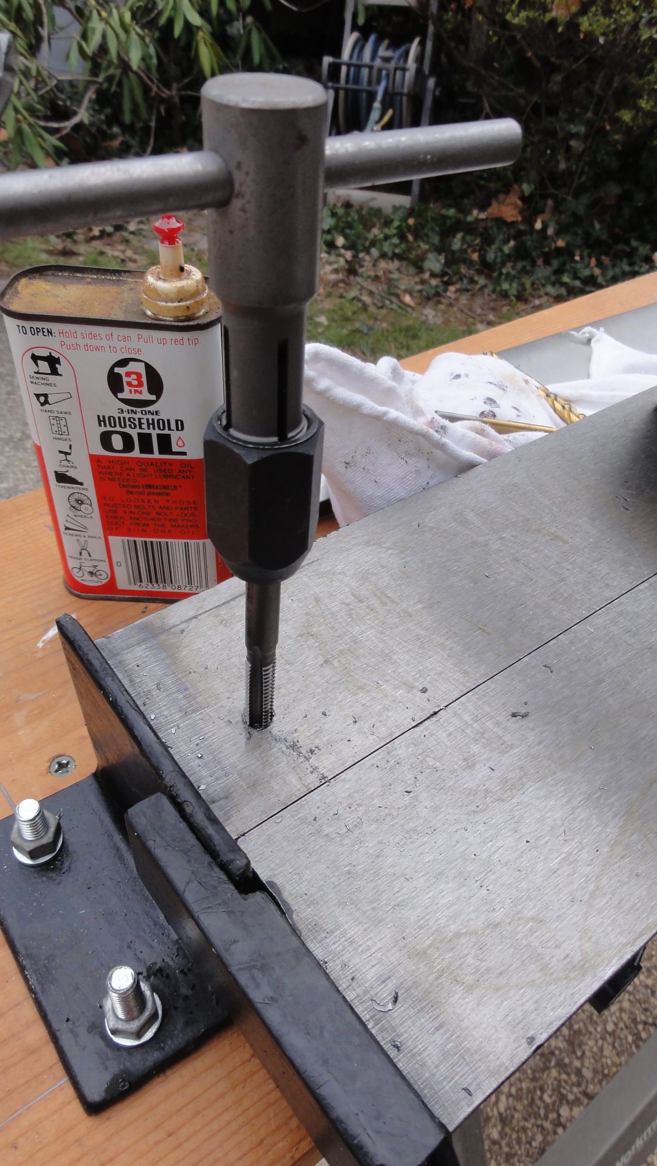 Improved Harbor Freight Metal Bending Brake : 4 Steps - Instructables