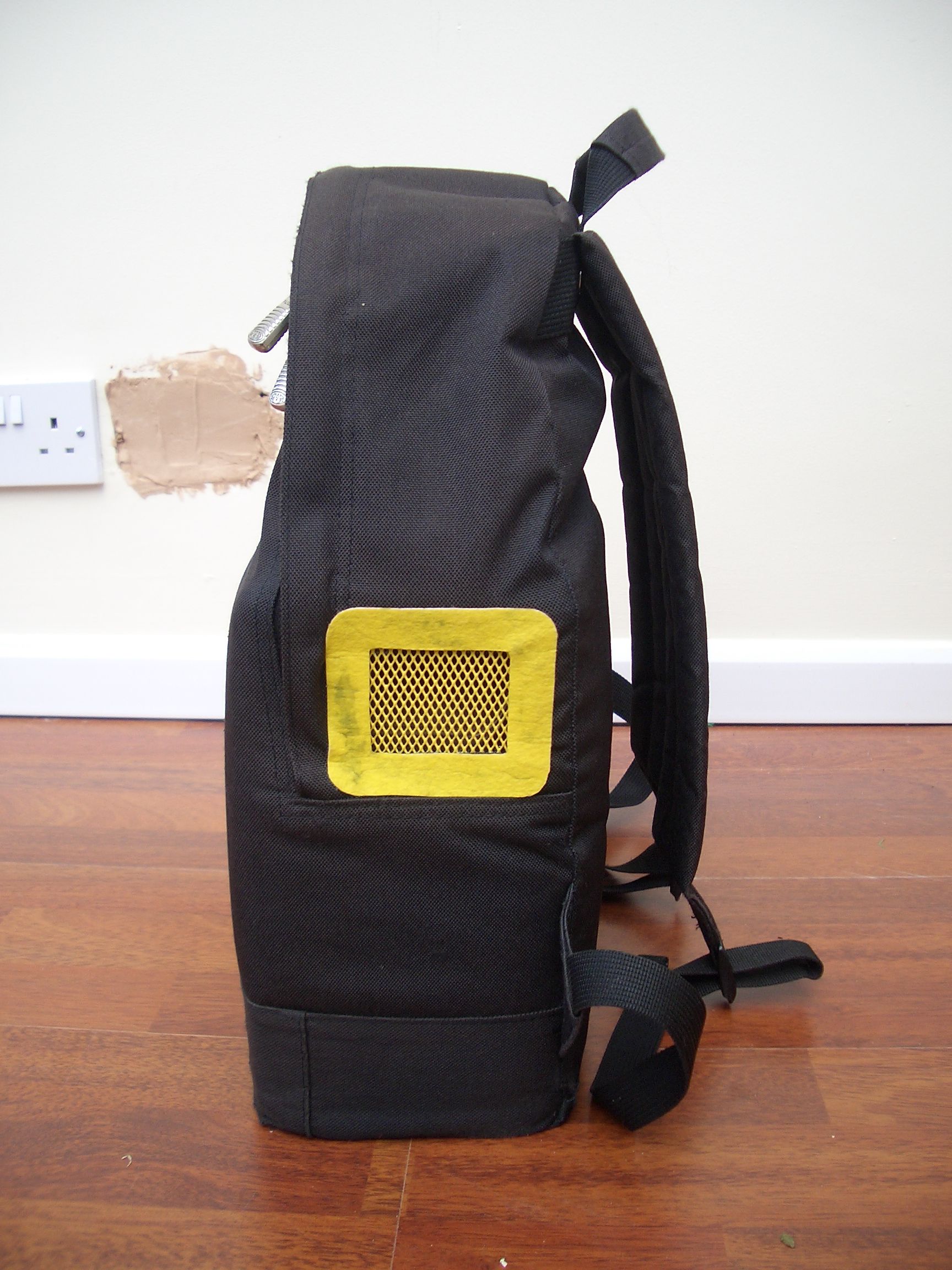 Cheap Speaker RuckSack Thats LOUD! : 5 Steps (with Pictures ...