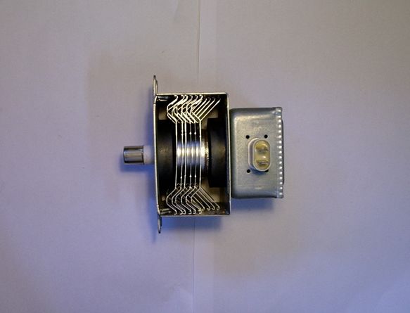 How to Take Apart a Microwave : 18 Steps - Instructables
