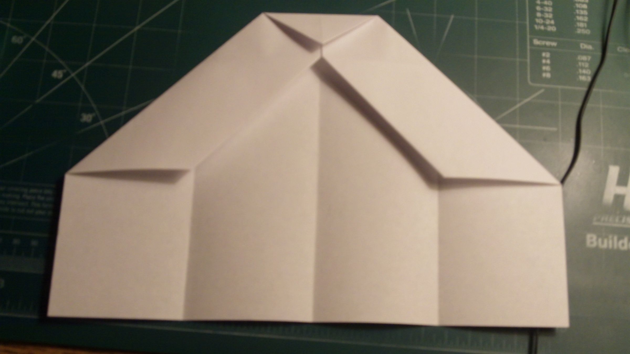 How to Make the Super Omniwing Paper Airplane : 8 Steps - Instructables