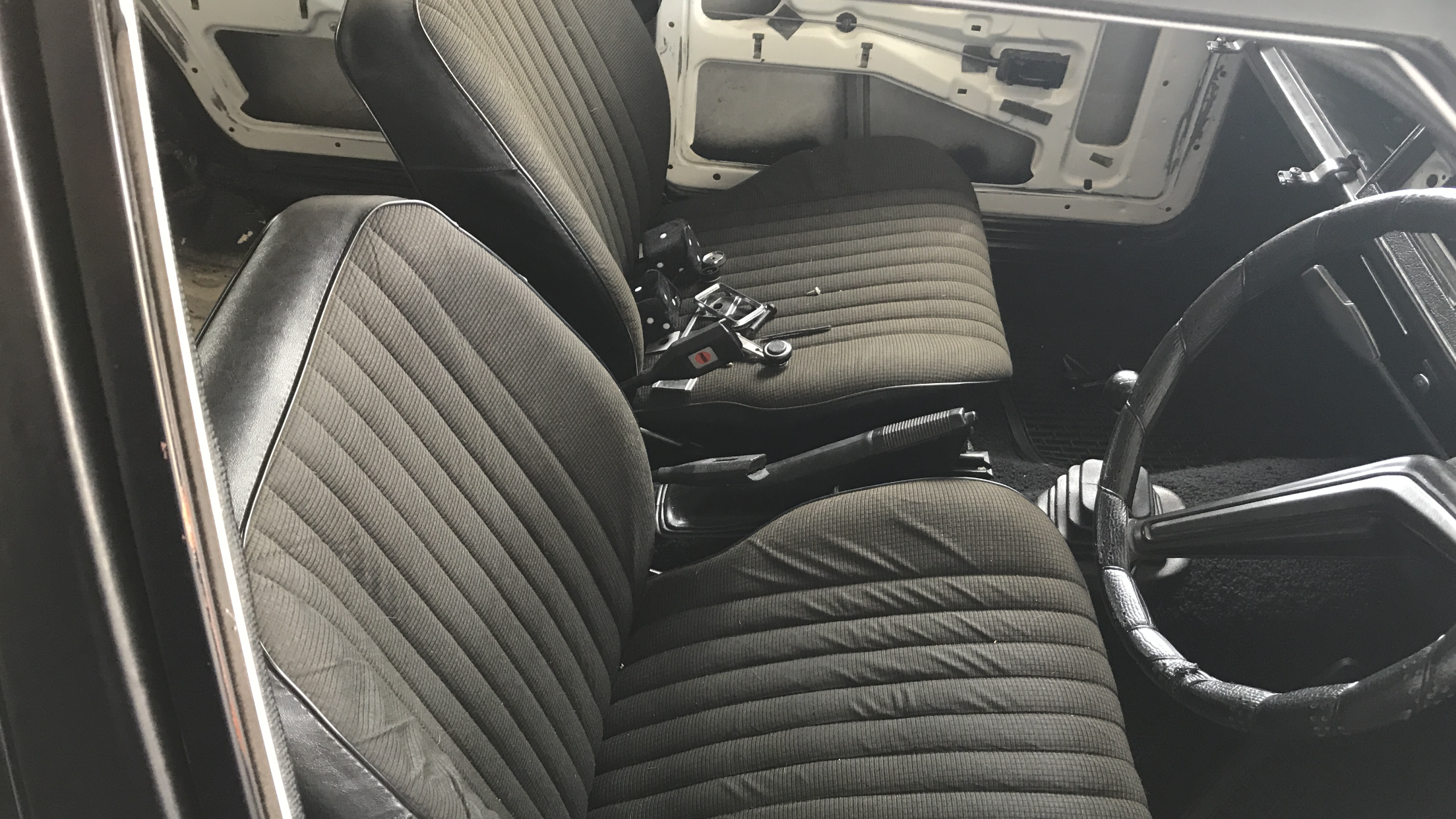 Classic Car Restomod - Part 6: Interior - Seats: : 4 Steps - Instructables