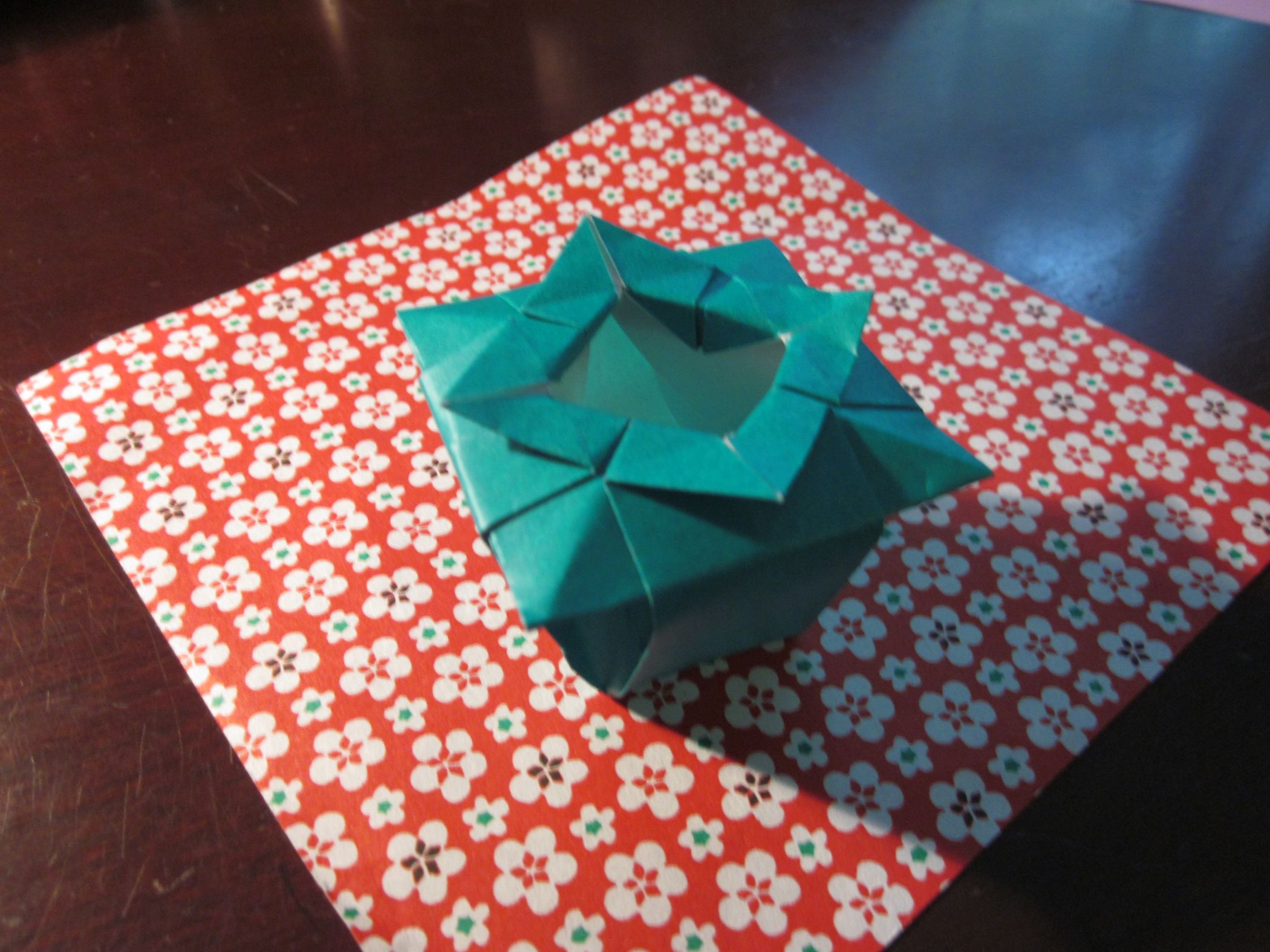 Chinese Vase : 8 Steps - Instructables