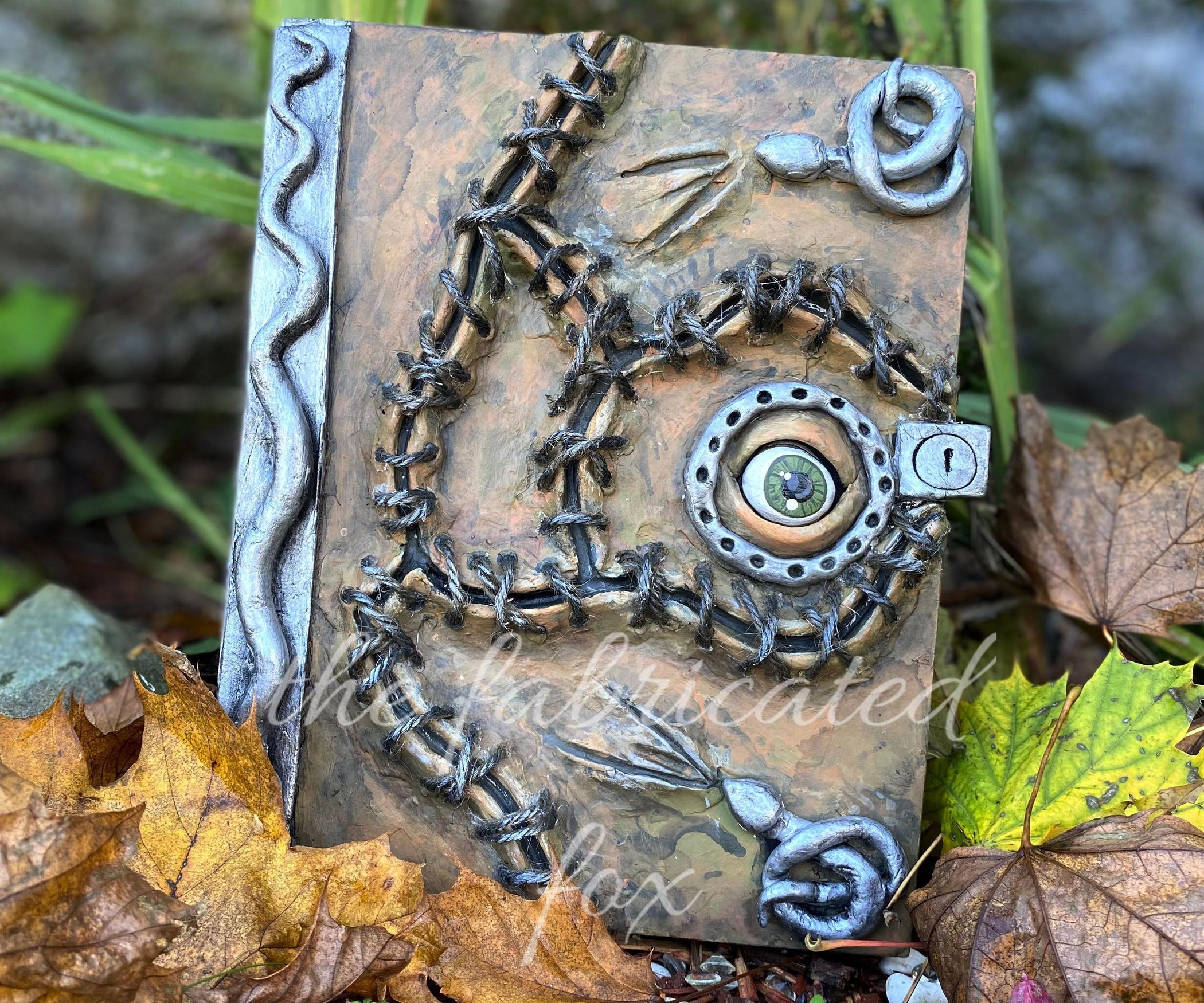 The Hocus Pocus Spell Book (The Manual of Witchcraft and Alchemy) : 5 ...