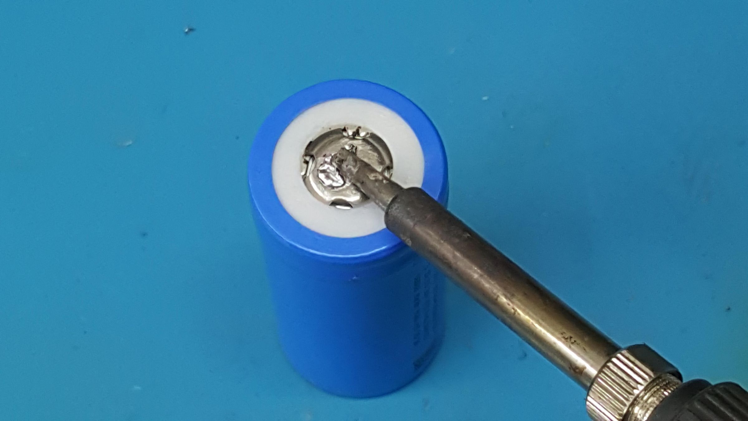 DIY LiFePO₄ Battery Pack - 4S 3P - 12.8V 18Ah : 4 Steps - Instructables