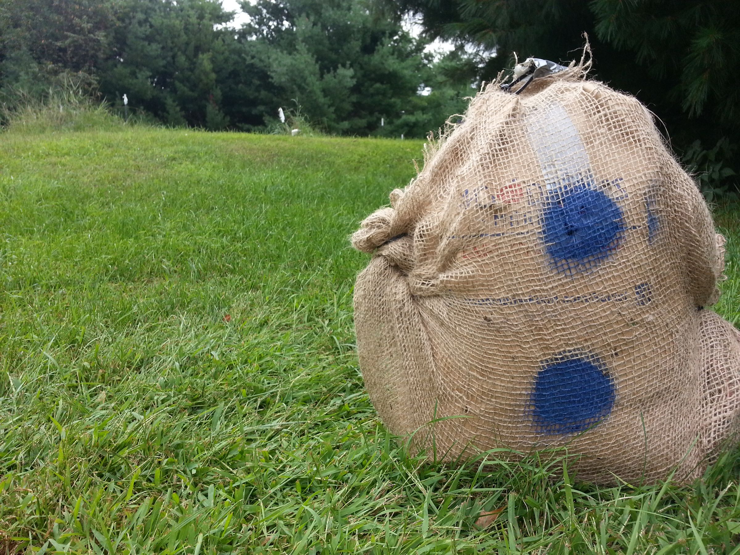 EASY DIY ARCHERY TARGET!! - Instructables