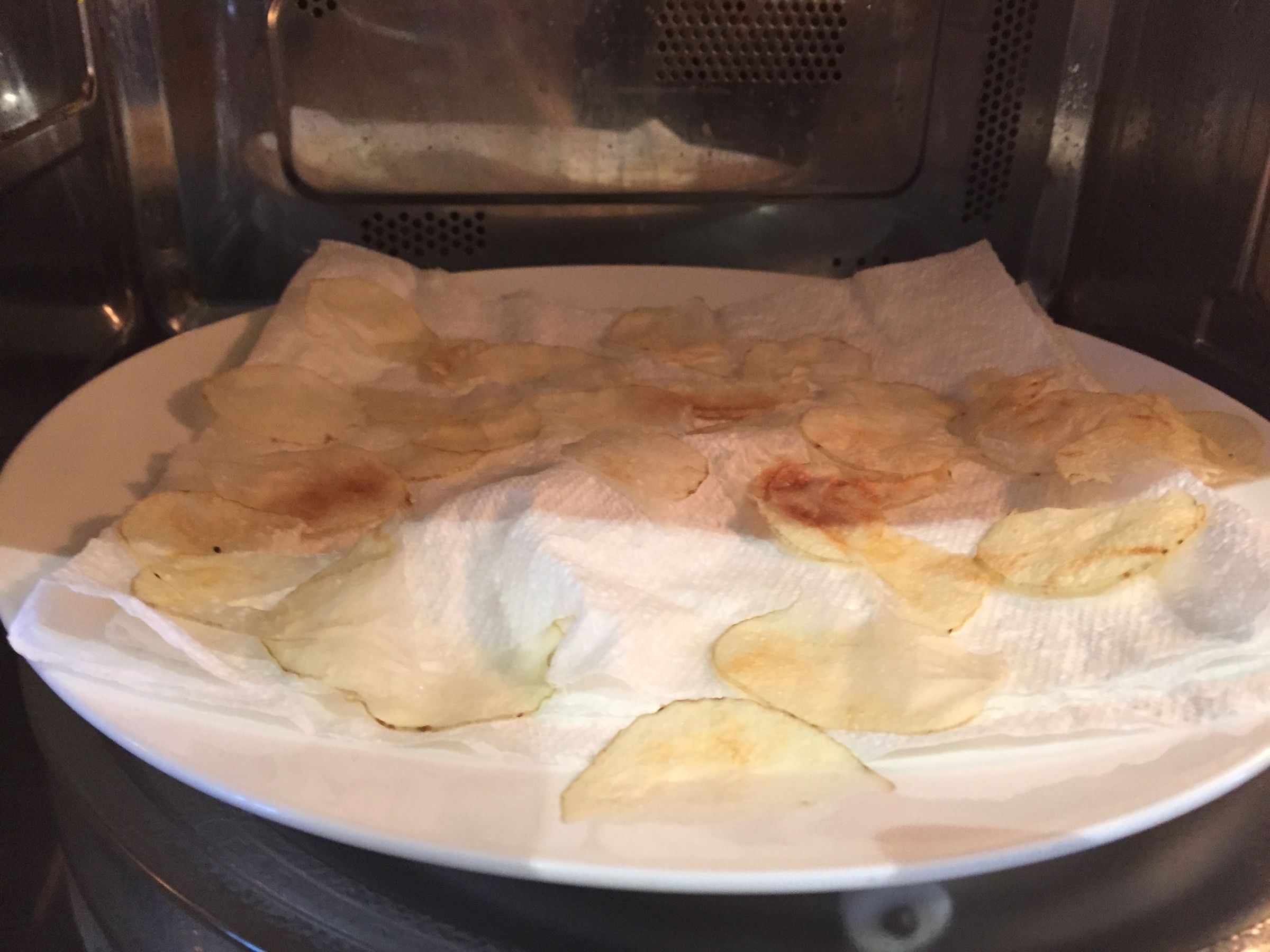 Microwave Potato Chips (Crisps) : 8 Steps (with Pictures) - Instructables