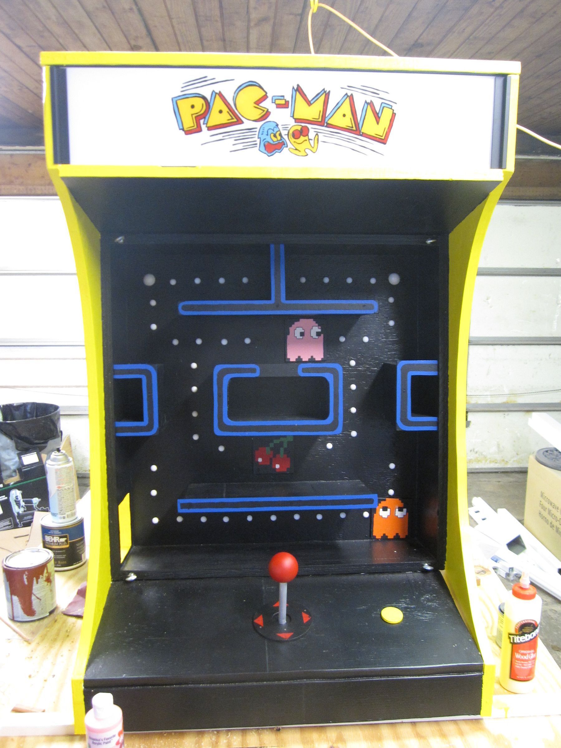 Pac Man Squirrel Feeder : 8 Steps (with Pictures) - Instructables