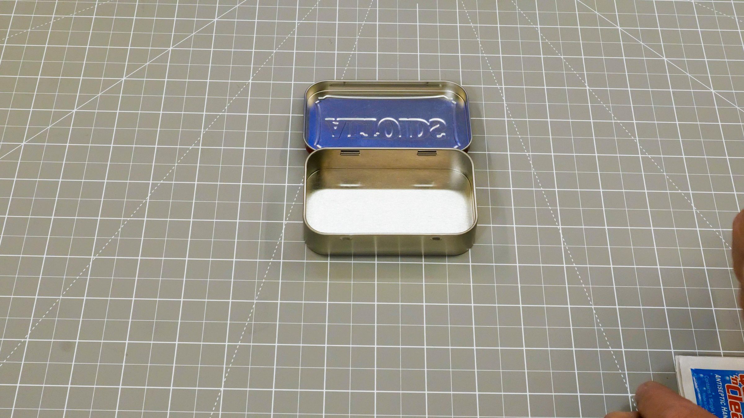 TinCognito - Upcycle Your Altoids to Mini Survival Kits : 3 Steps - Instructables