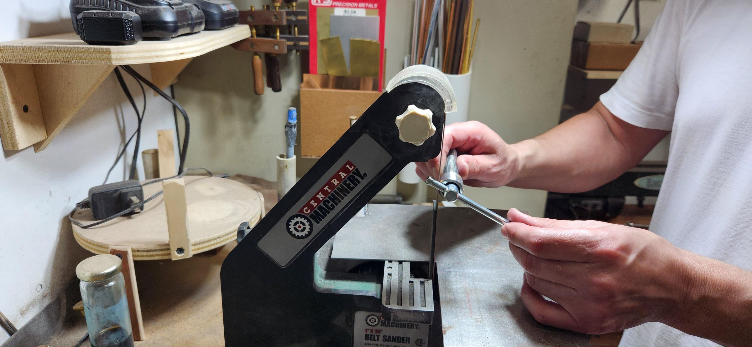 Small Woodworking Vice for My Mini Tabletop Workbench : 30 Steps (with ...