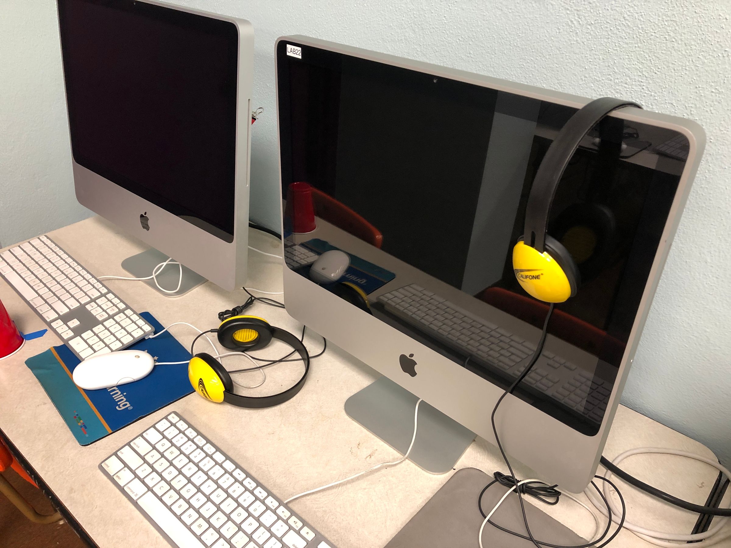 DIY Easy Headphone Holder Hanger : 6 Steps - Instructables