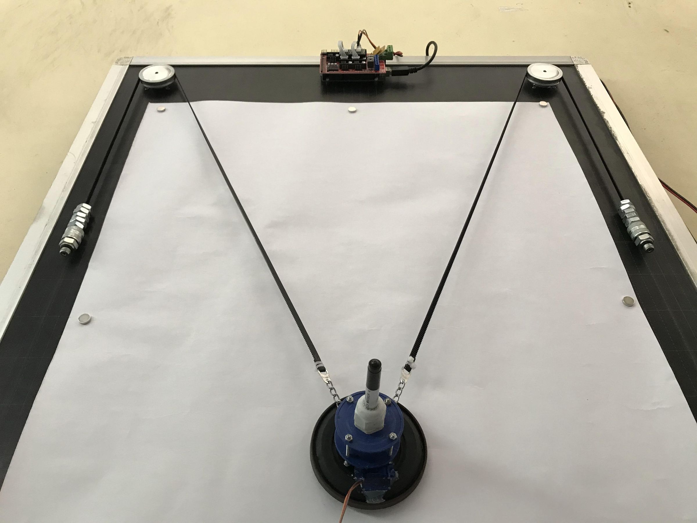 BLACKBOARD V-PLOTTER : 10 Steps (with Pictures) - Instructables