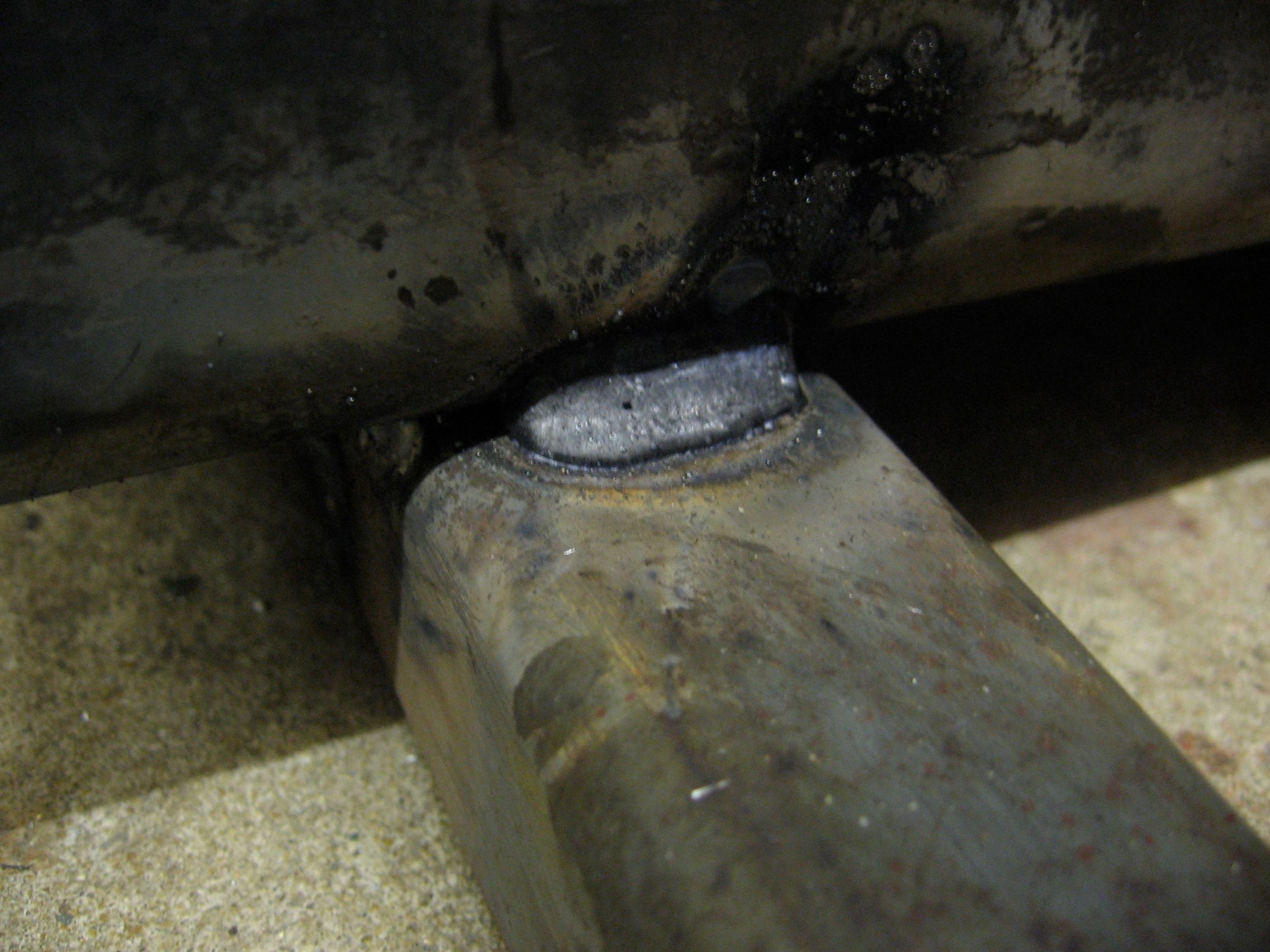 Make a 30tonne Hydraulic Press. Squash Anything! : 8 Steps - Instructables