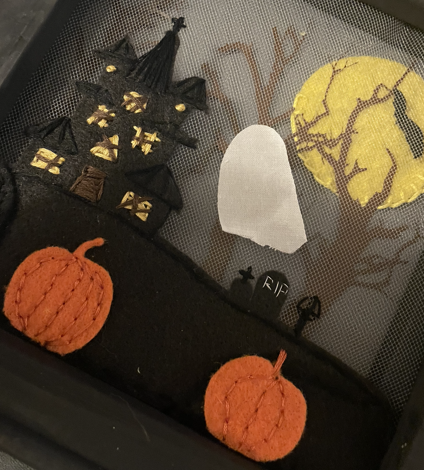 Halloween Embroidered Shadowbox : 10 Steps (with Pictures) - Instructables