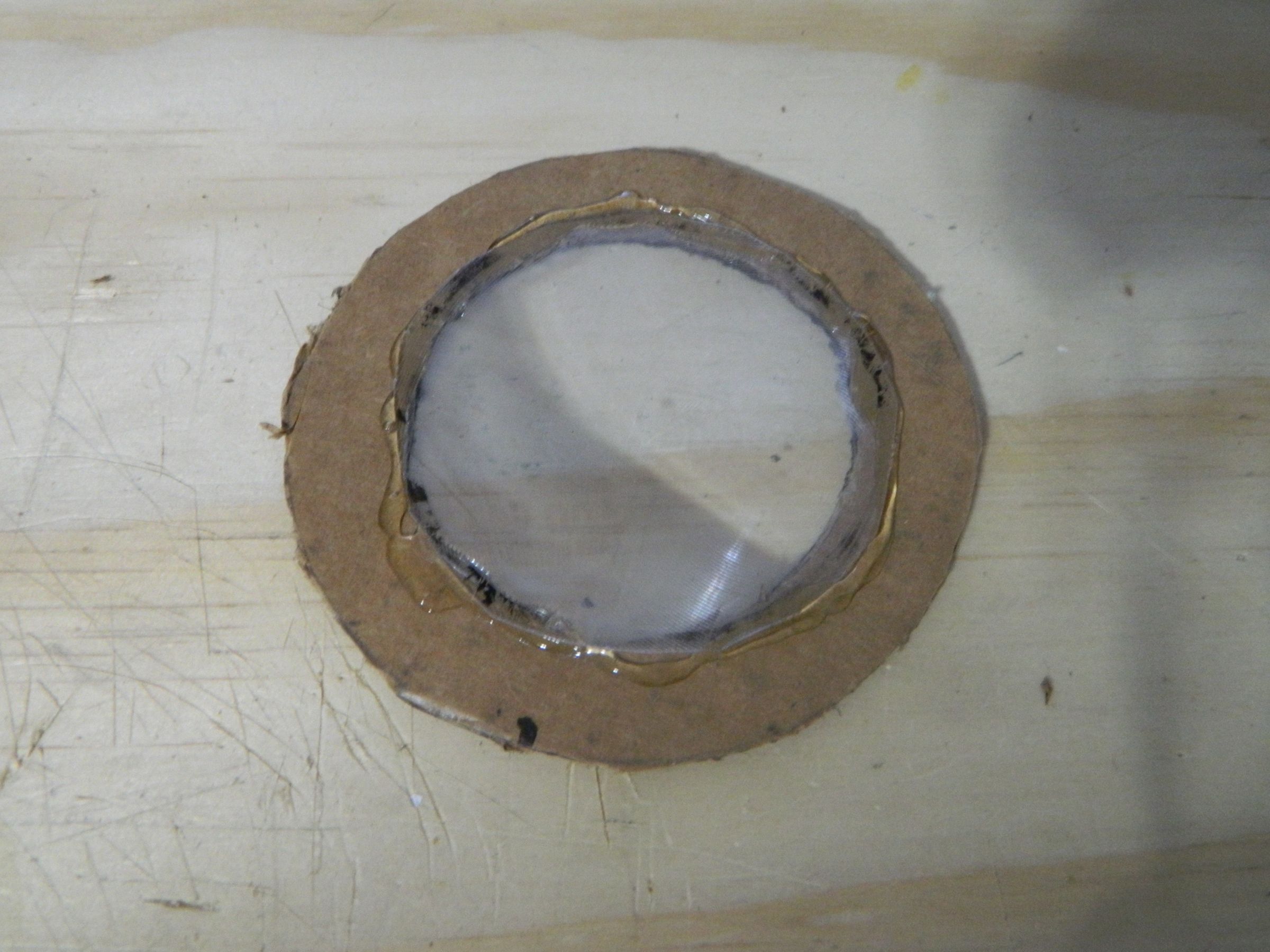 Cardboard Magnifier Glass : 9 Steps - Instructables