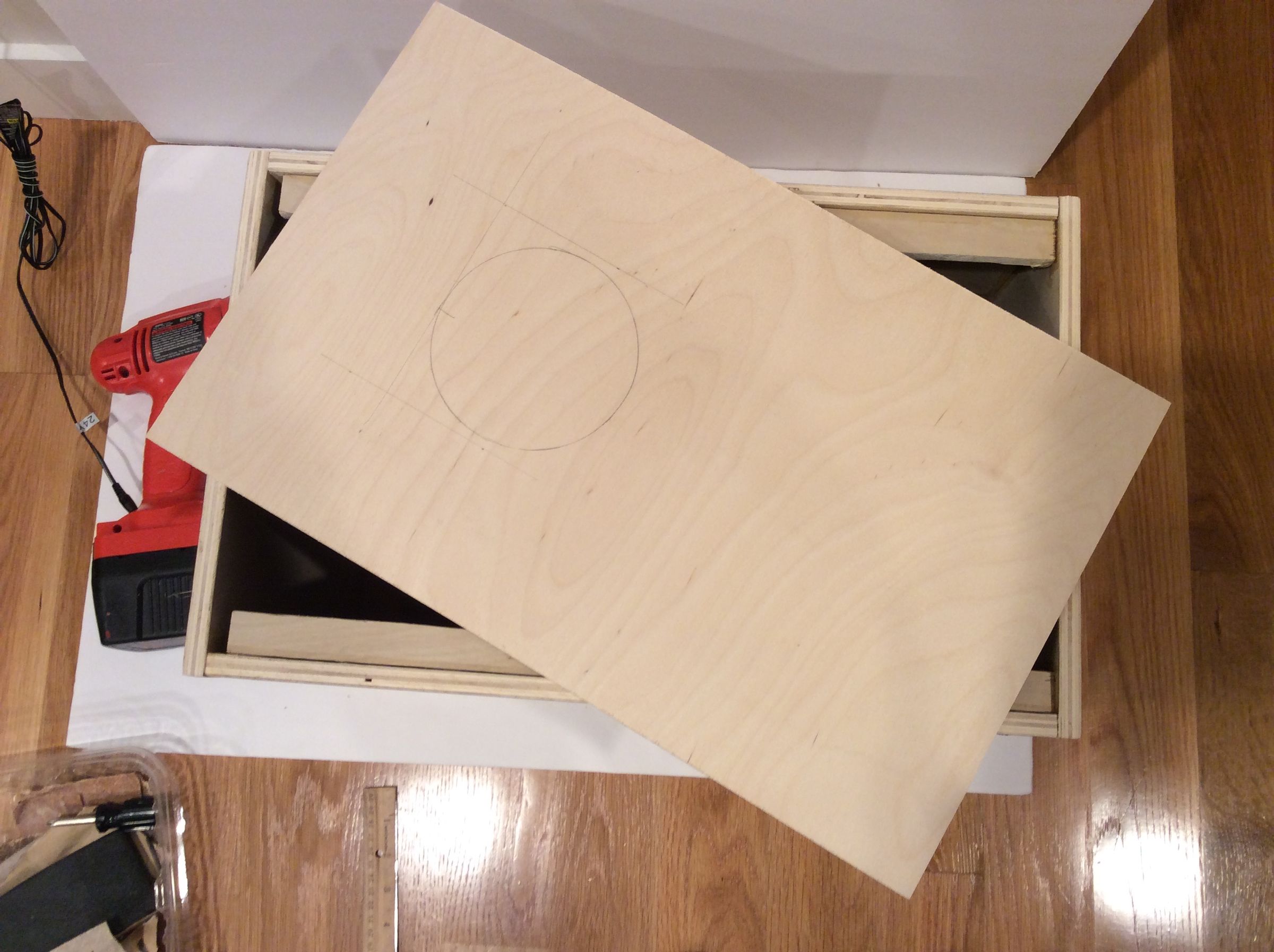 How to Build a Cajon From Scratch : 7 Steps (with Pictures) - Instructables