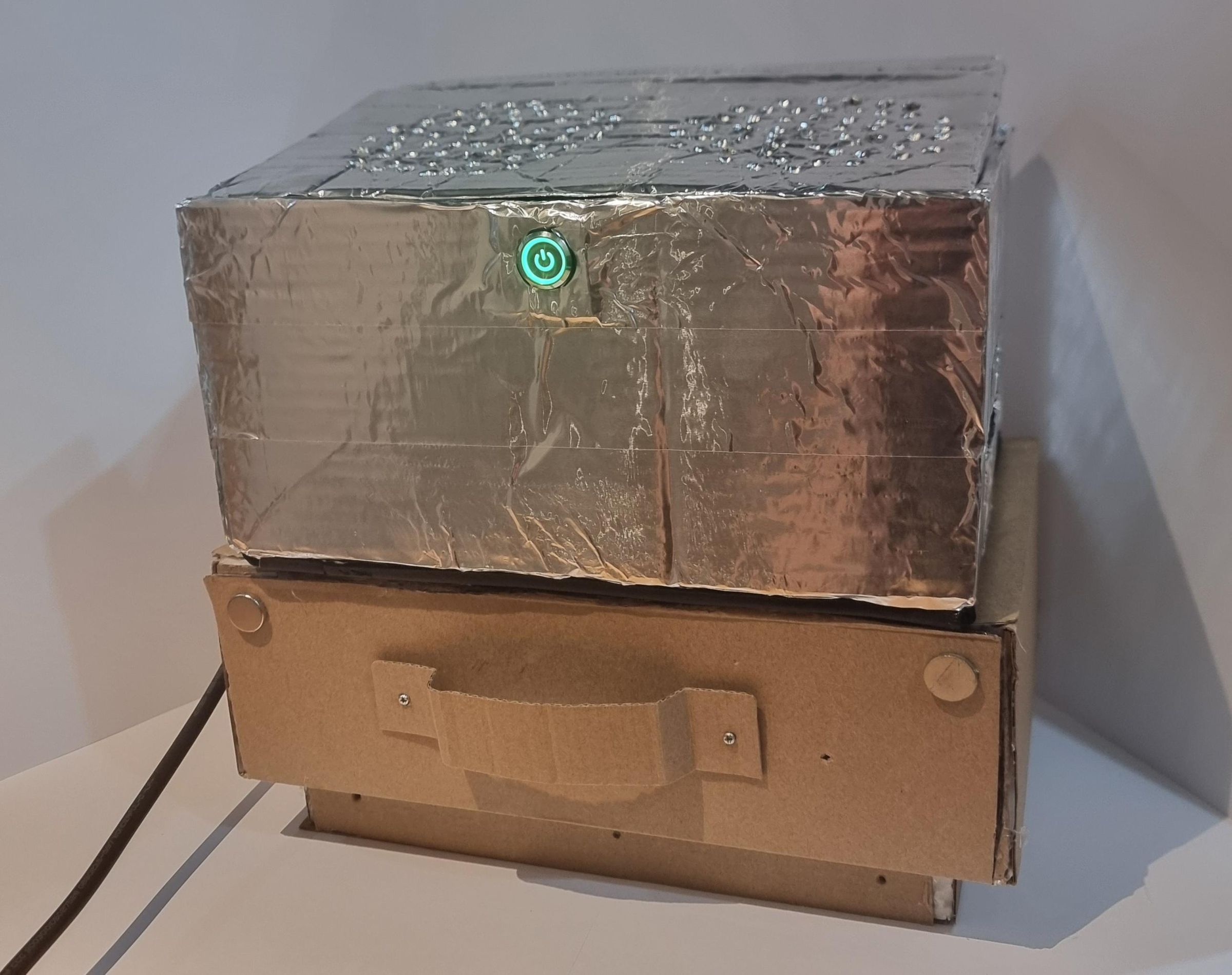 Peltier Thermo-electric Mini-Fridge: a STEM Classroom Engineering ...