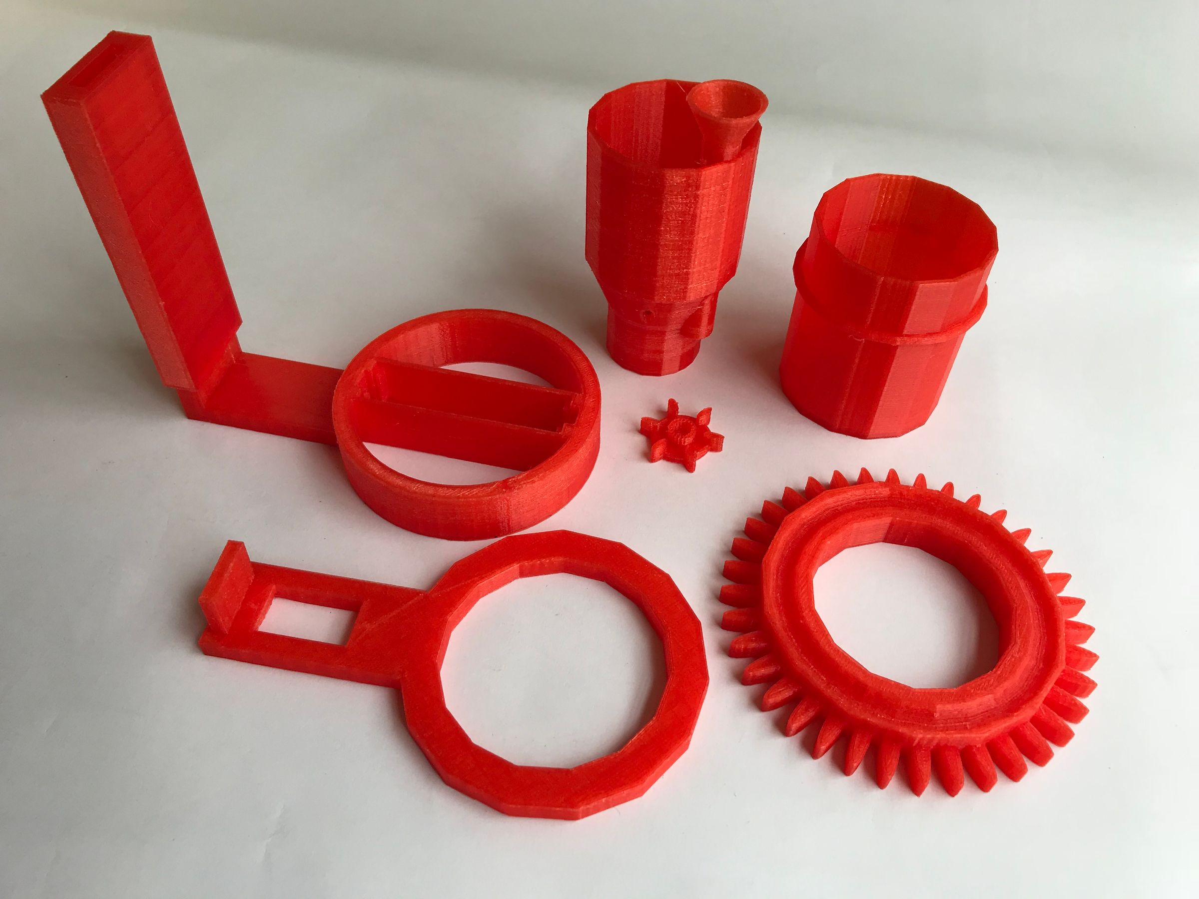 Rotating Planter (Self-Watering) : 7 Steps (with Pictures) - Instructables