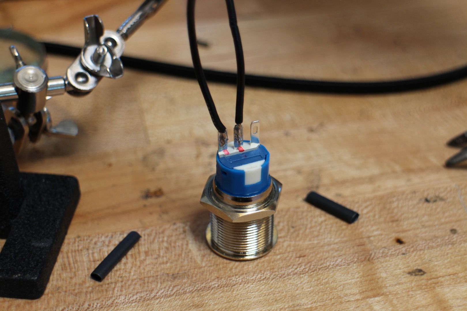 Edison Lamp in 3 Hours : 7 Steps (with Pictures) - Instructables