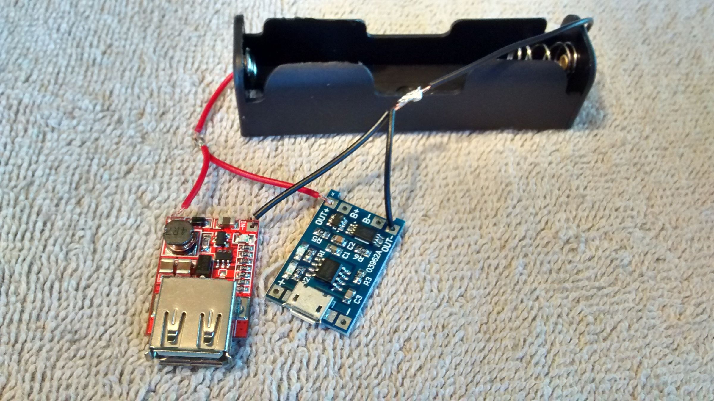 $2 Battery Charger/Power Bank for 18650 Battery : 5 Steps (with ...