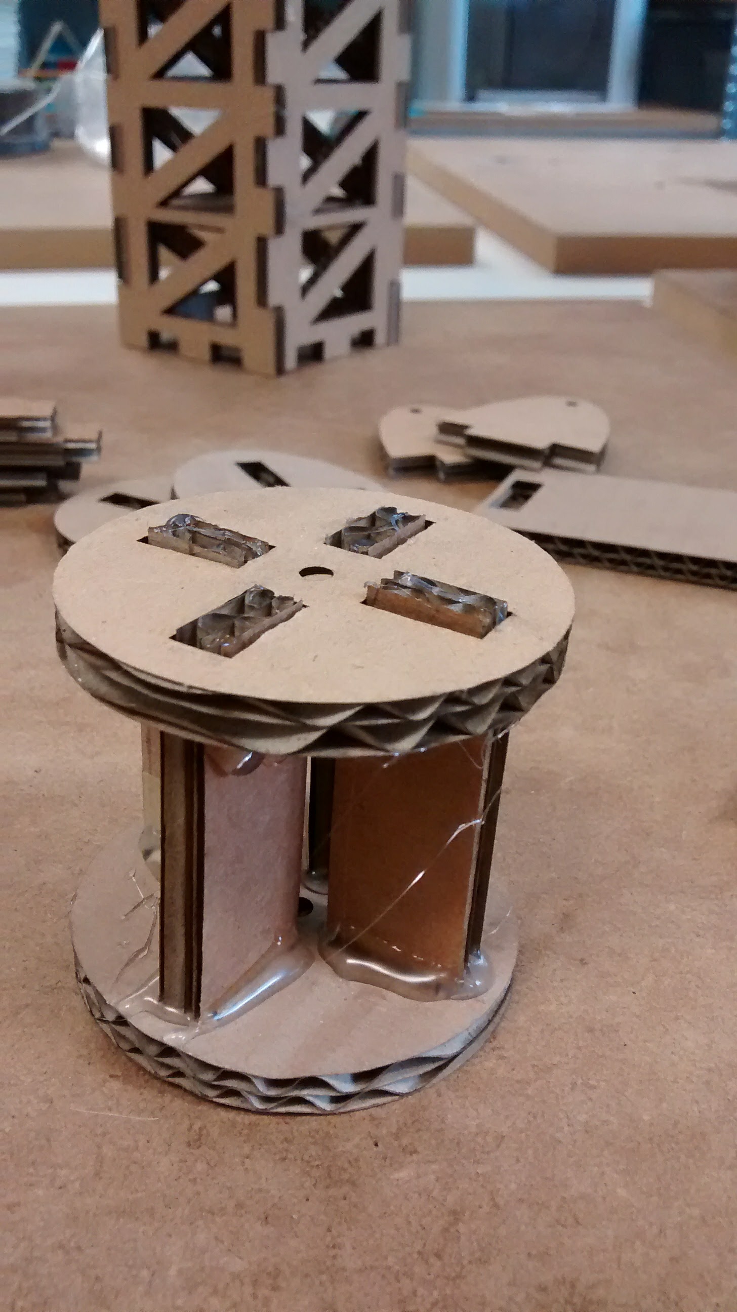 Cardboard Crane : 5 Steps (with Pictures) - Instructables