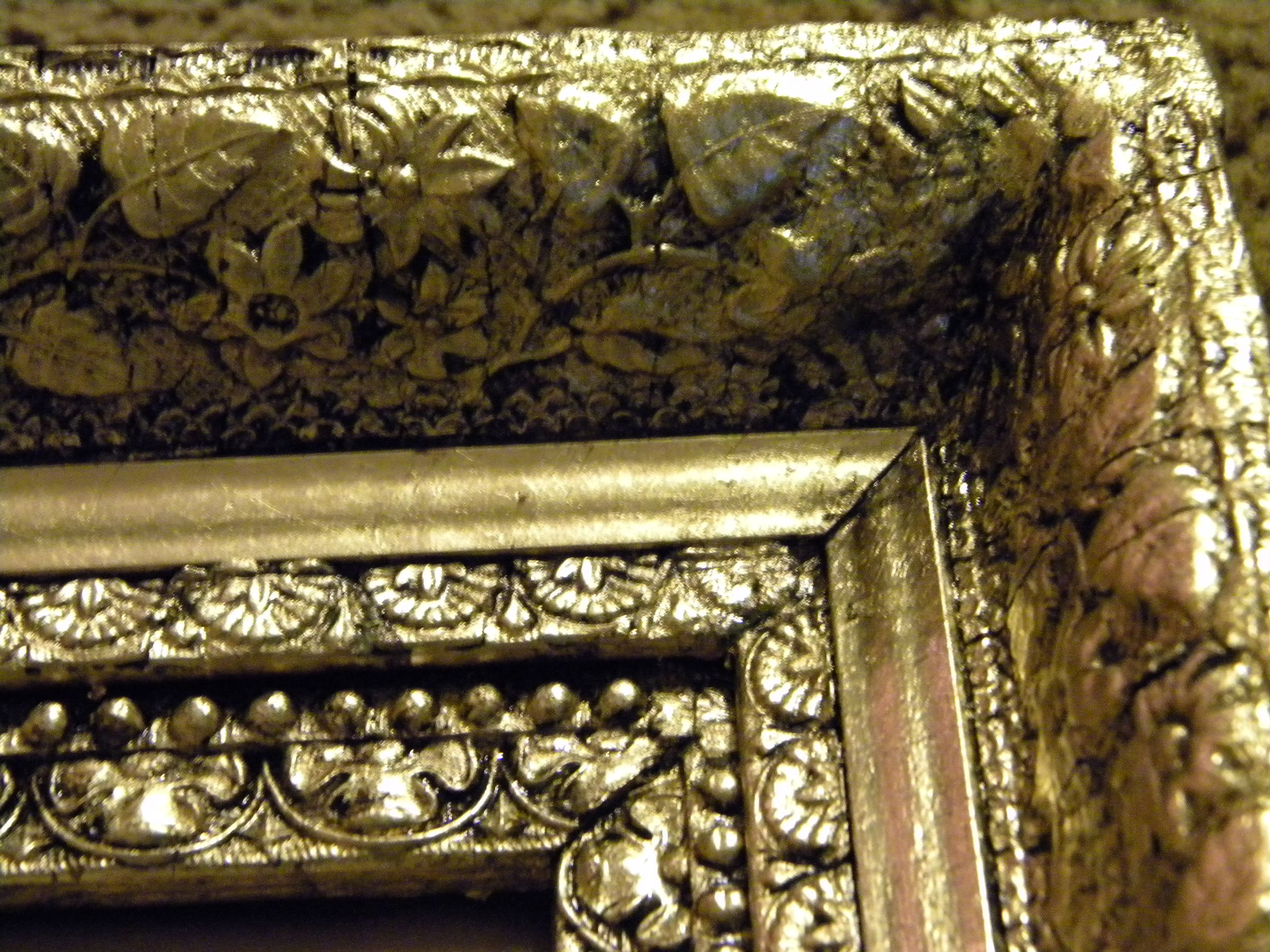 Vintage Plaster and Gold Frame Restored : 9 Steps - Instructables