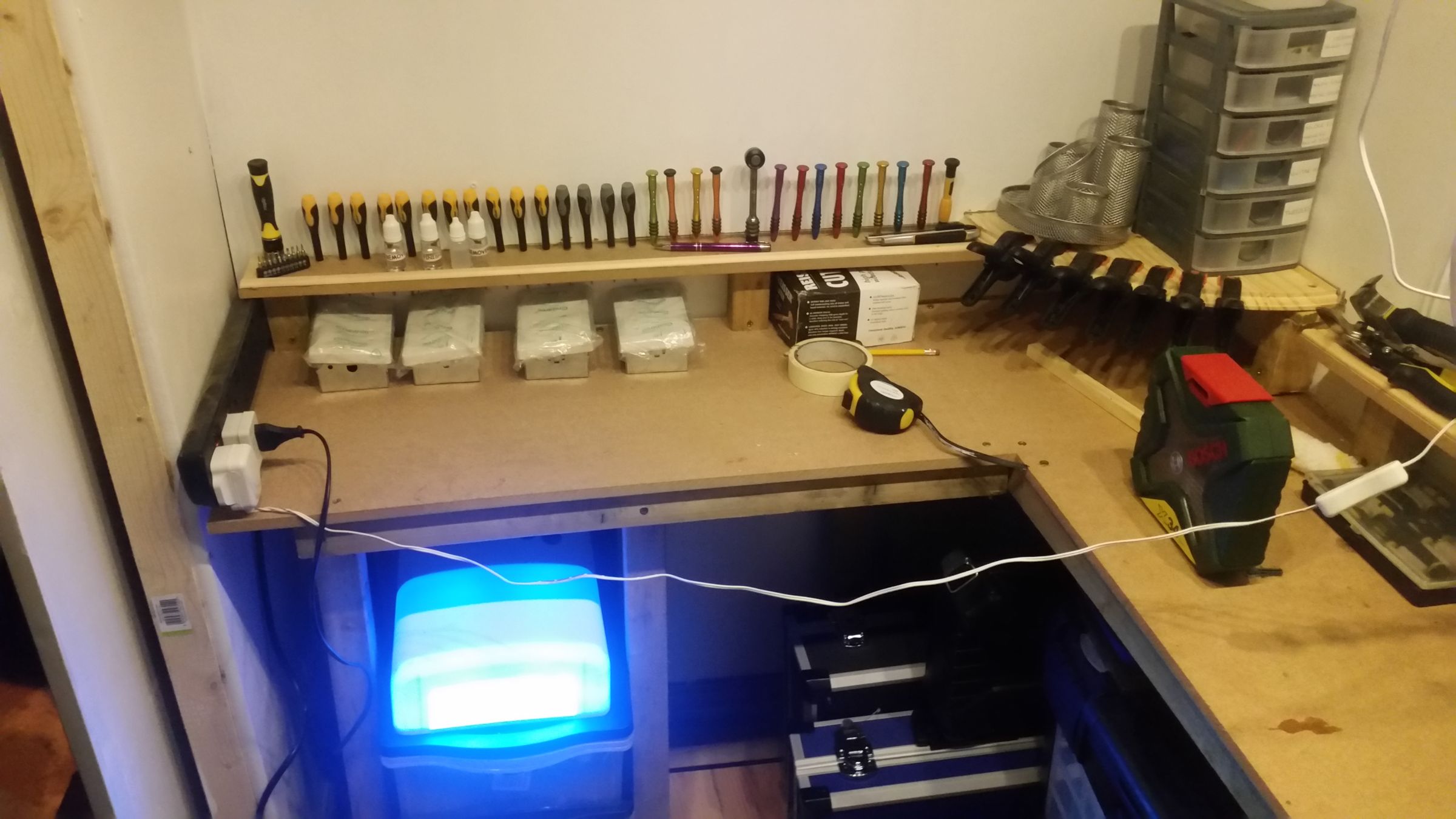 Gadget Repair Man Cave : 10 Steps - Instructables