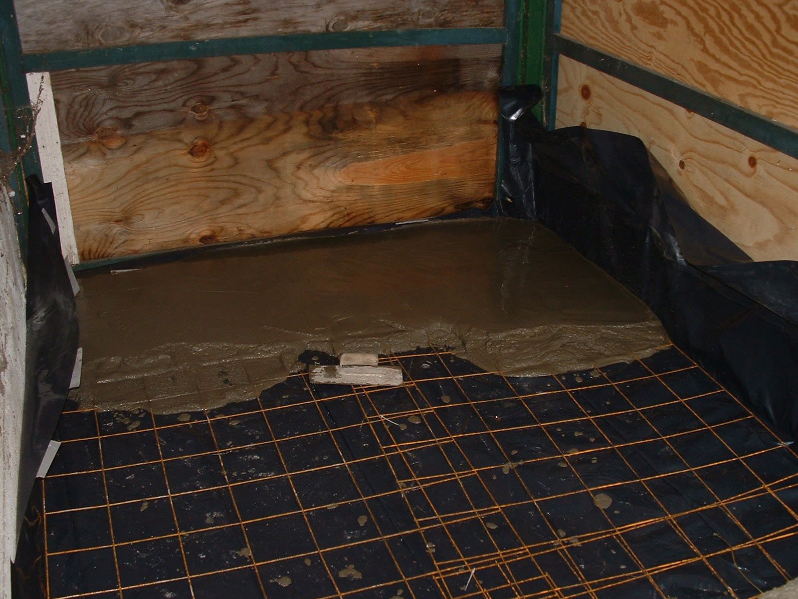 Pour a Floating Concrete Floor : 6 Steps (with Pictures) - Instructables
