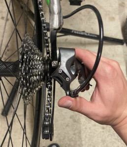 How to Change a Bicycle Tube : 13 Steps (with Pictures) - Instructables