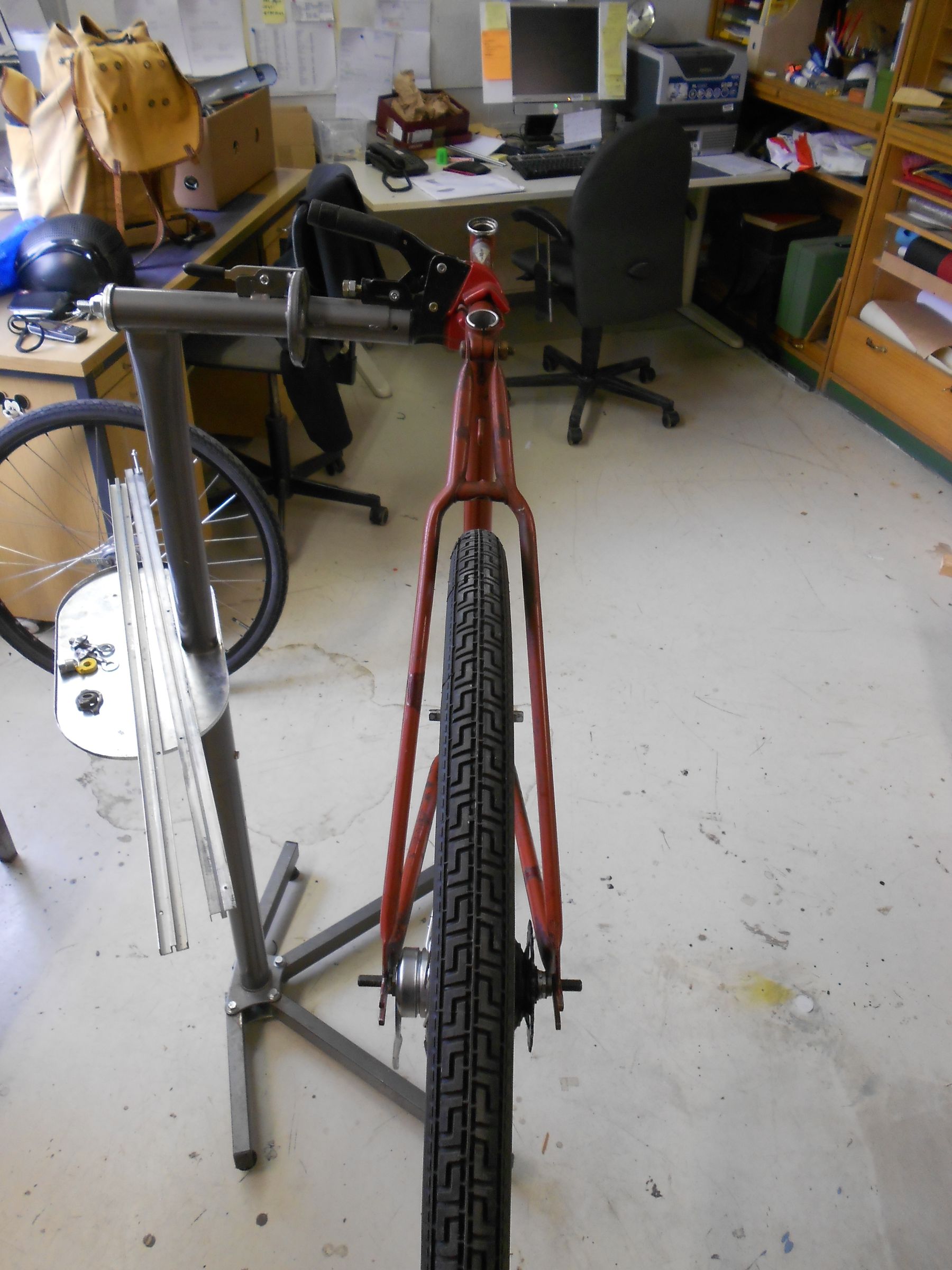 Spreading or Adjusting a Bicycle Frame : 3 Steps - Instructables