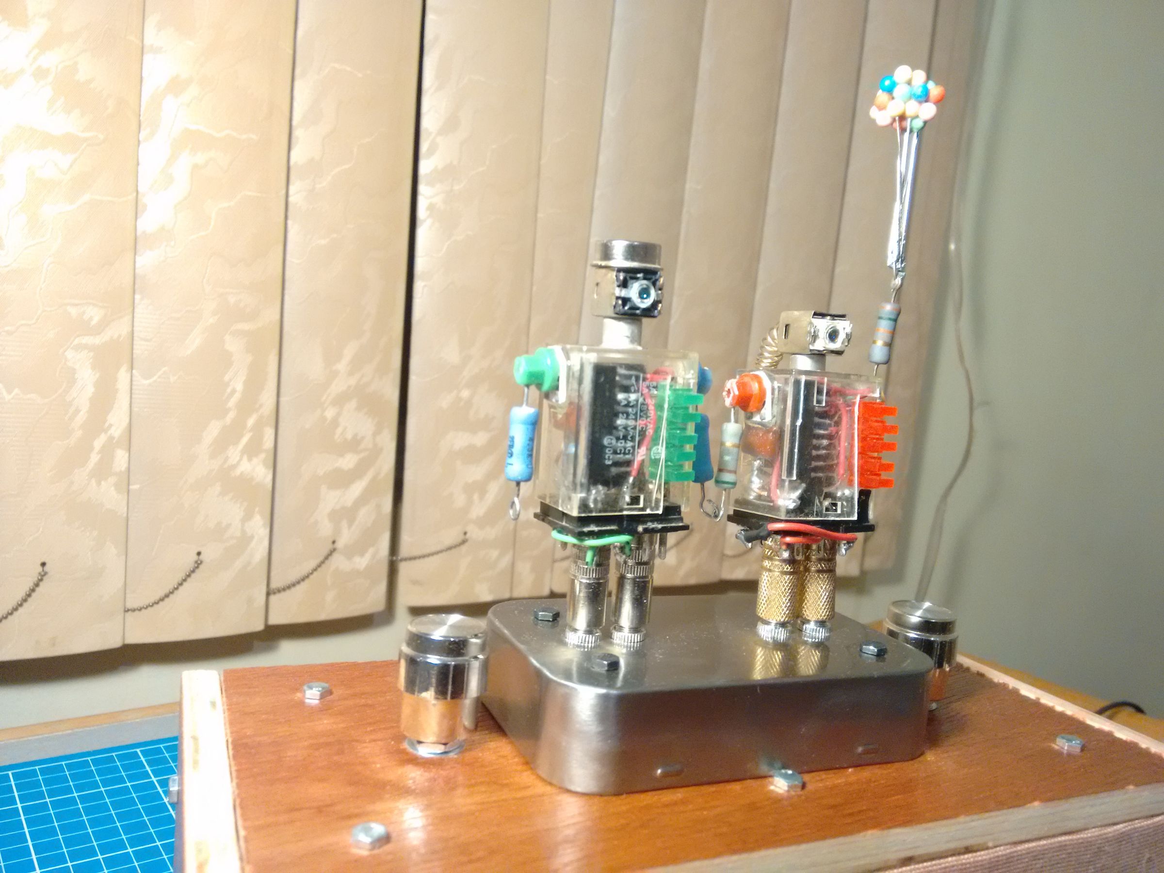 The Junkbots' Sound System : 22 Steps (with Pictures) - Instructables