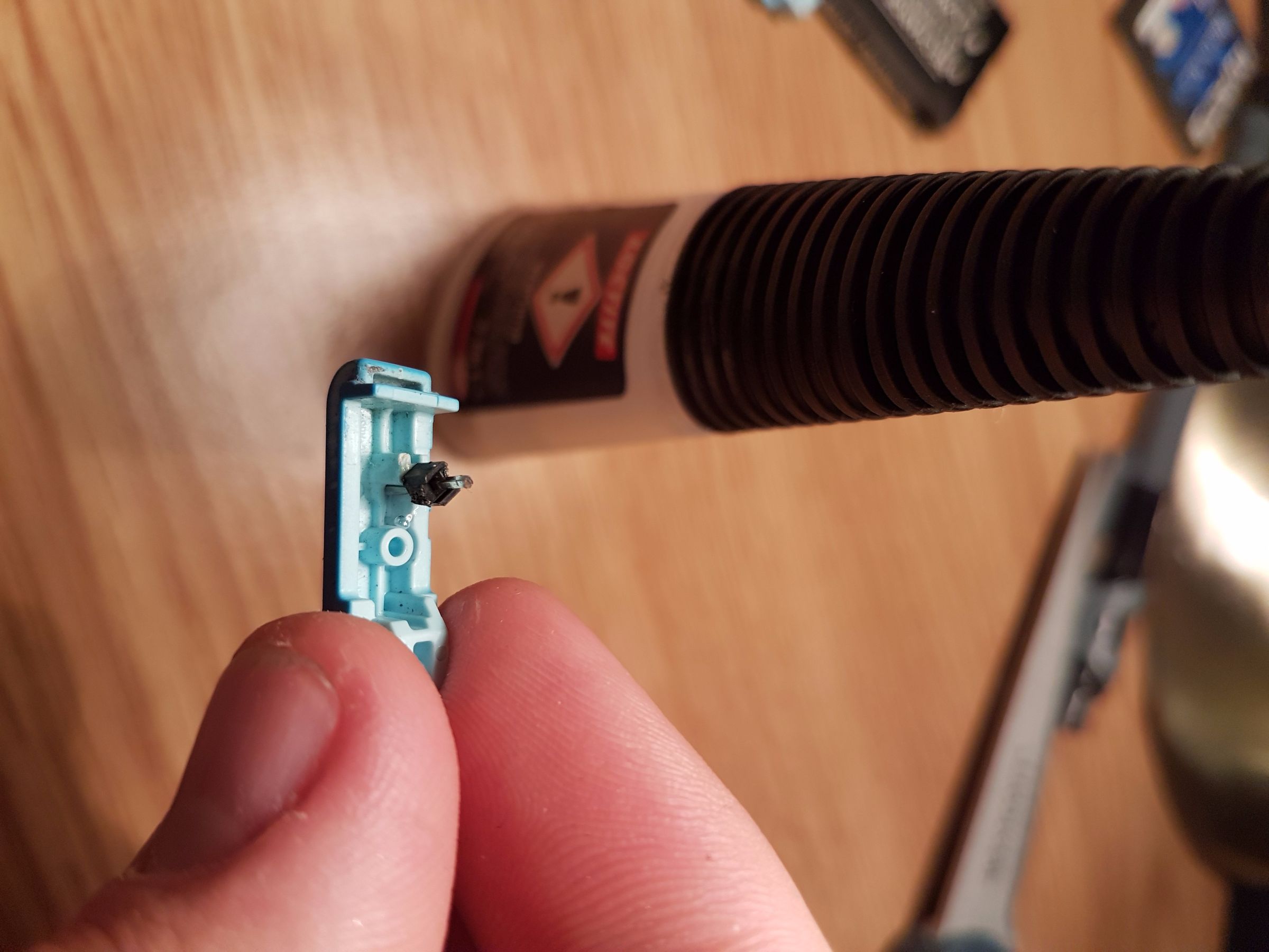 Repair DSi Left & Right Shoulder Buttons - Instructables