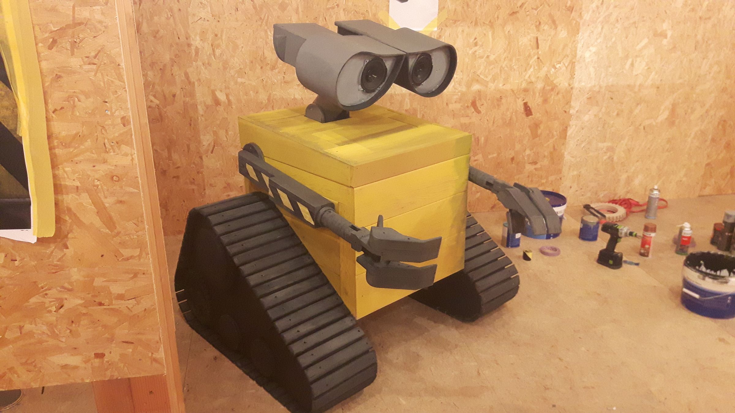 Wall-E!! : 5 Steps (with Pictures) - Instructables
