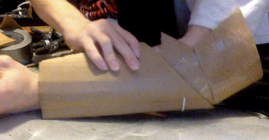 Cardboard Armor, Full Set 1 : 33 Steps - Instructables
