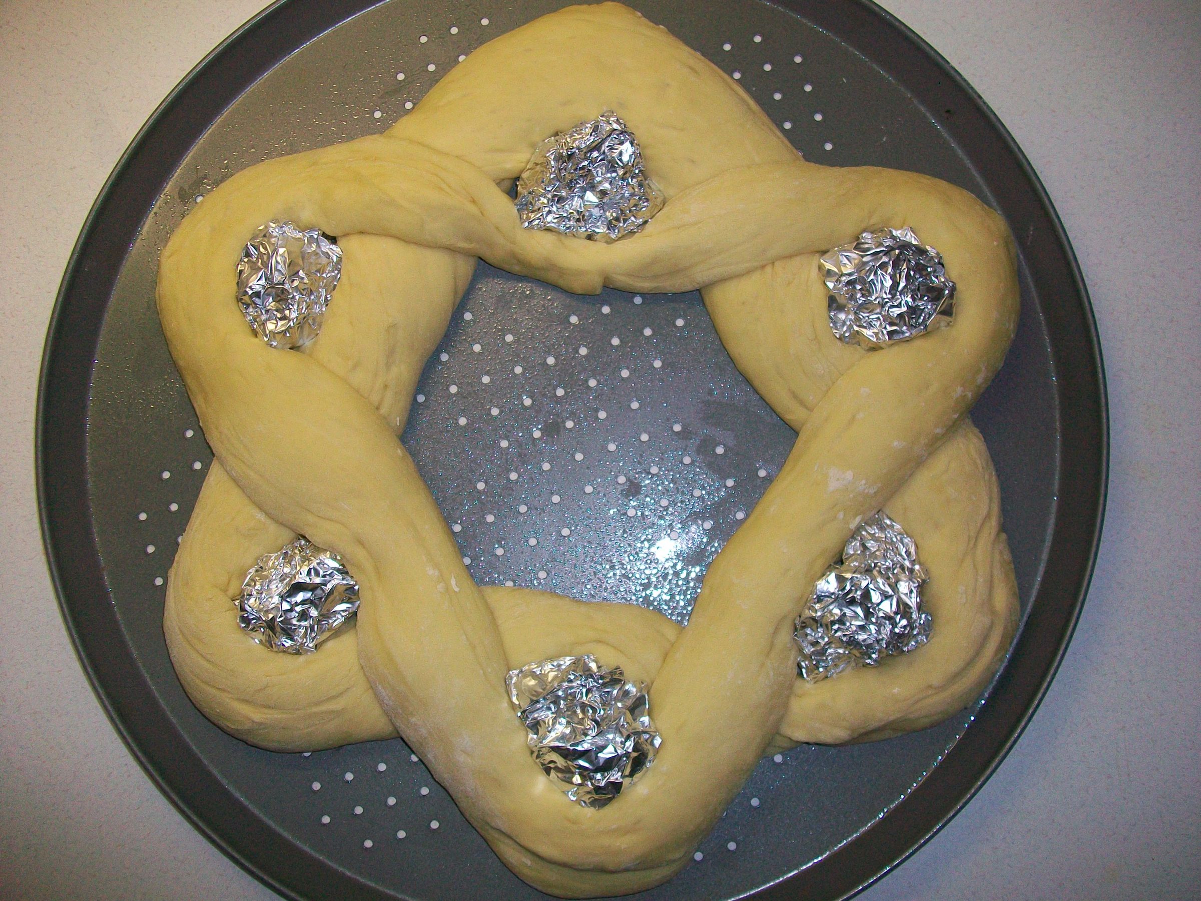 Star of David Shaped Challah Bread : 5 Steps (with Pictures ...