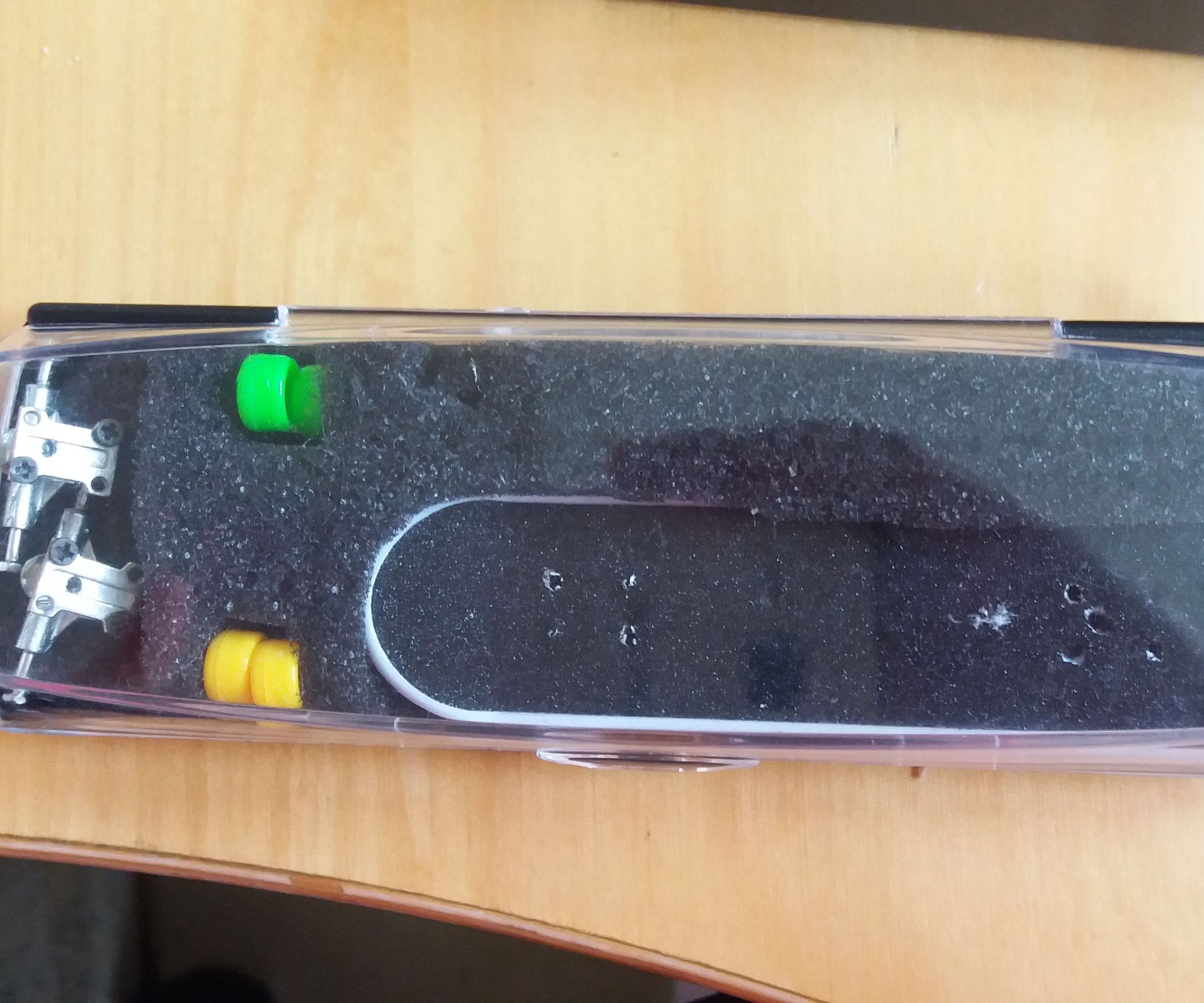 Mini Skateboard Tech Deck Pocket Sized Case : 3 Steps - Instructables