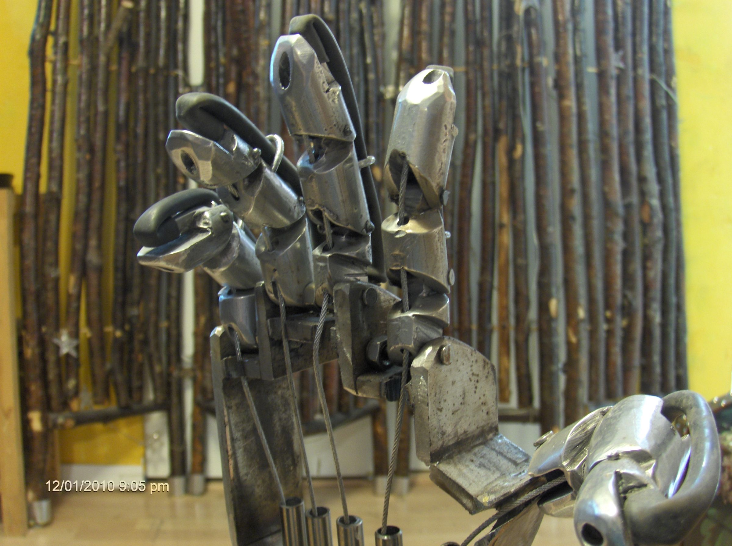 Animatronic Hand Statue : 19 Steps (with Pictures) - Instructables