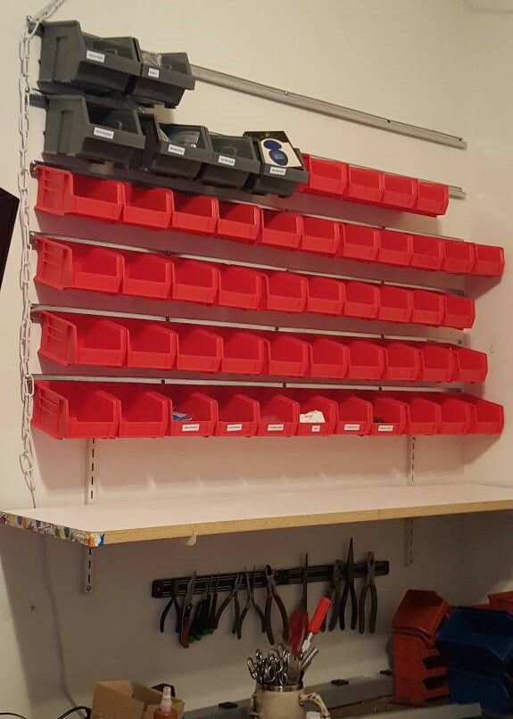 Easy Wall Mounted Storage Bins for Hardware Parts : 5 Steps (with ...