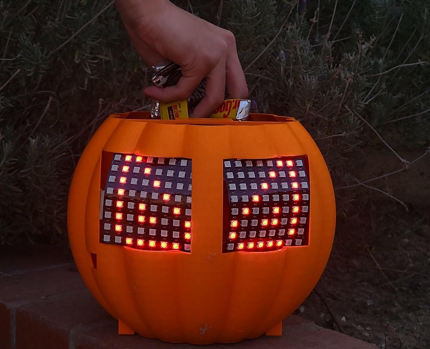 Expressive Pumpkin Bucket : 6 Steps (with Pictures) - Instructables