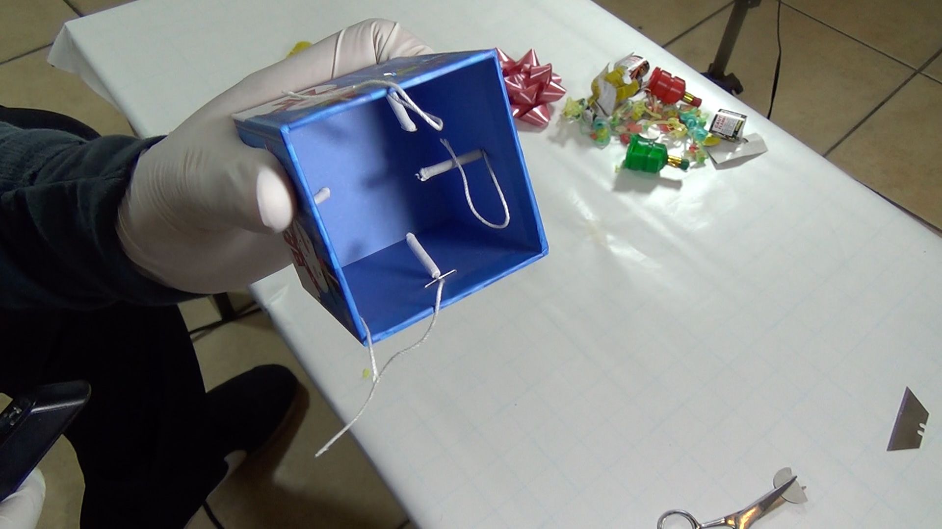 10 Christmas Gift Pranks You Can Do on Family and Friends! : 10 Steps ...