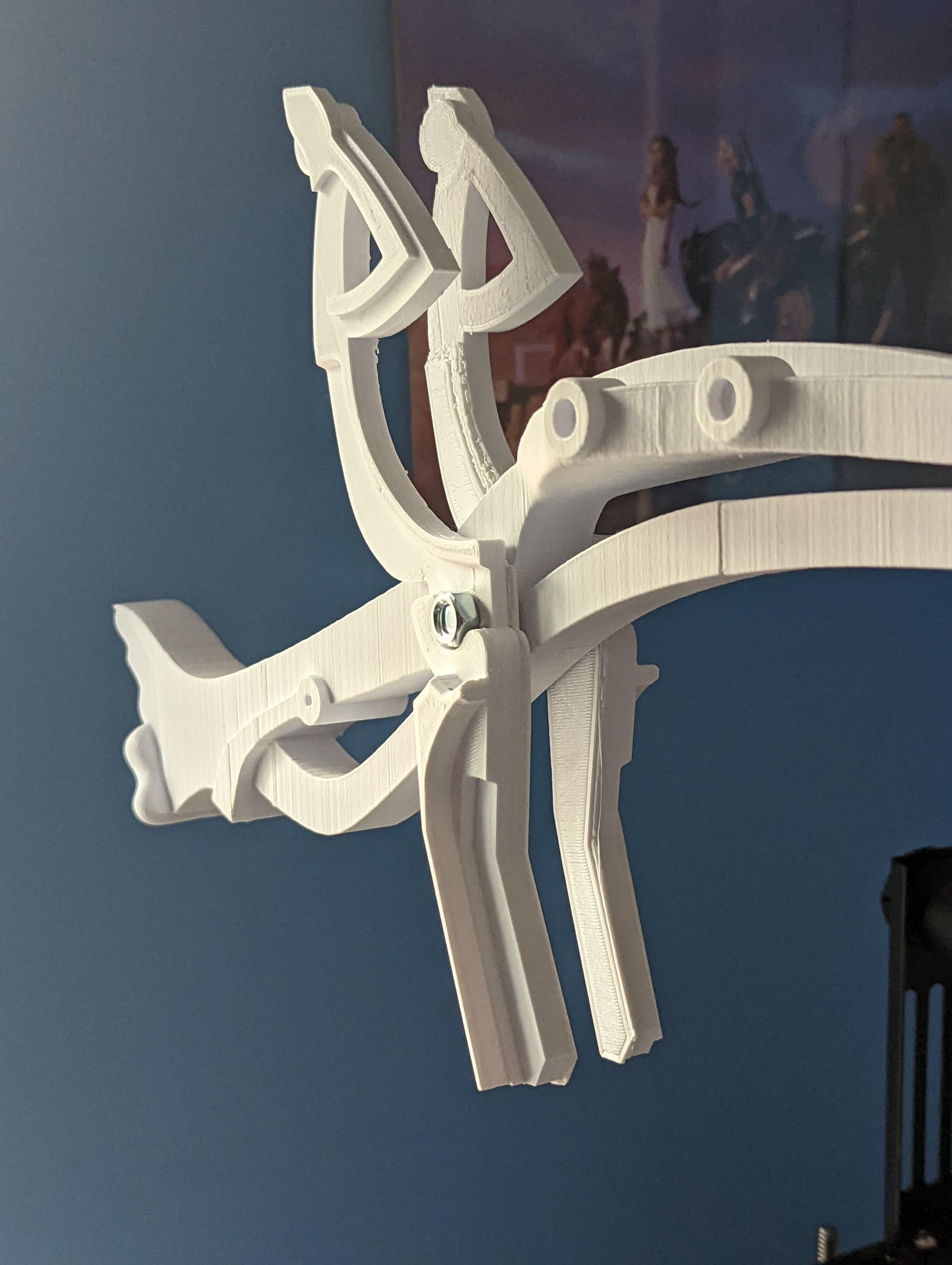 Realistic Weathering on Cosplay Props (Aloy's Bow From Horizon) : 7 ...