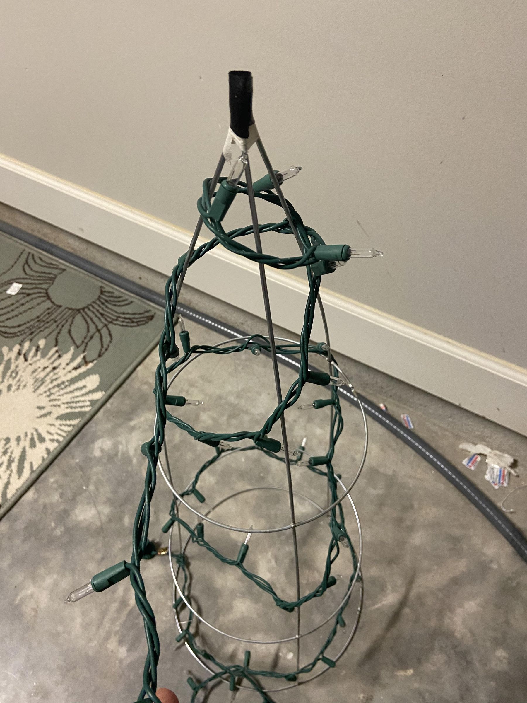 Tree Cone of Lights : 4 Steps (with Pictures) - Instructables