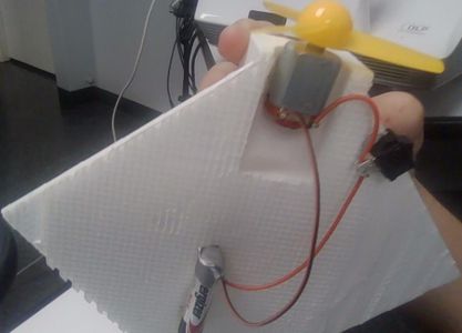 An RC Kite for Make It Fly : 5 Steps - Instructables