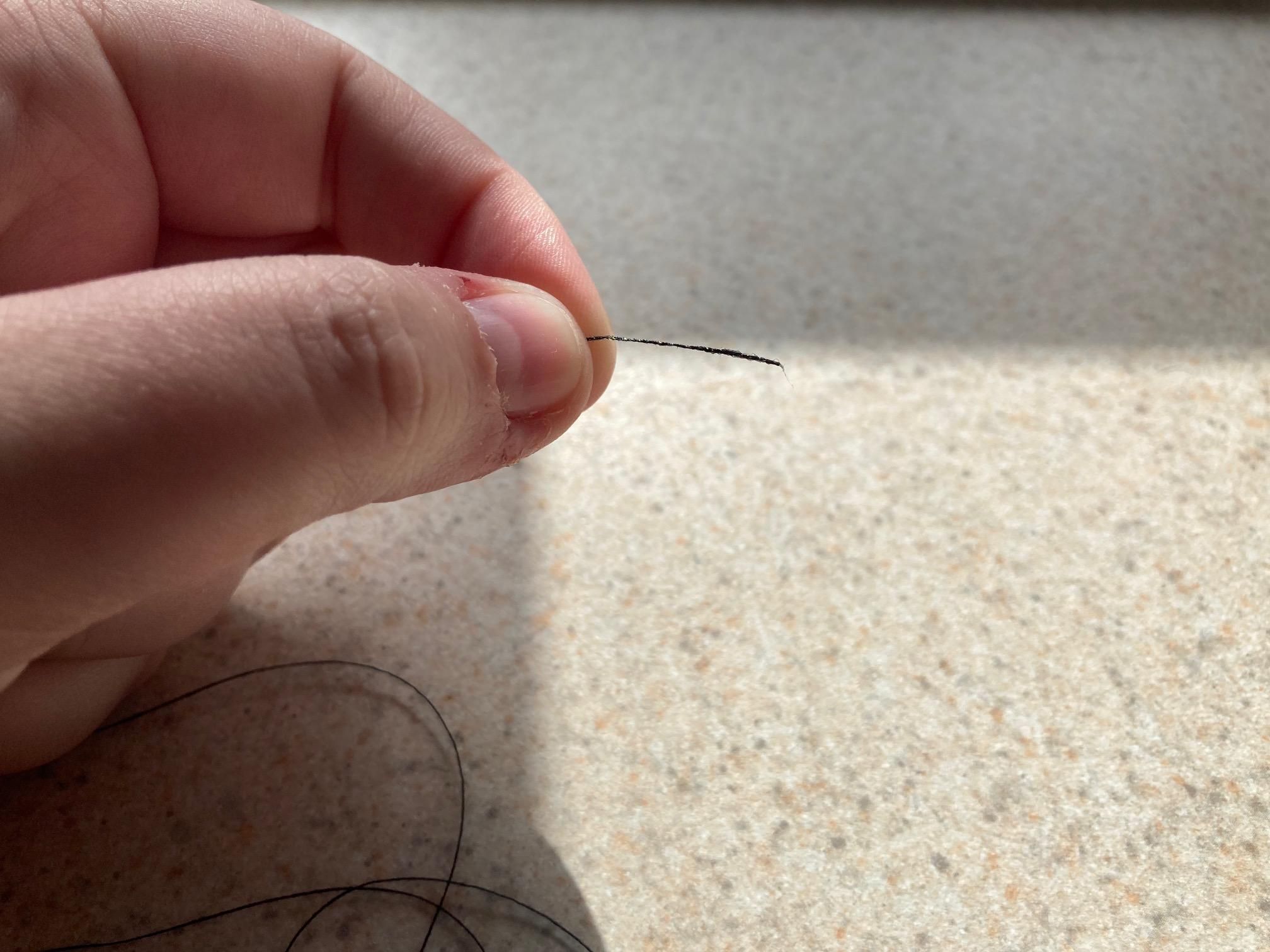 How to Thread a Needle : 7 Steps (with Pictures) - Instructables