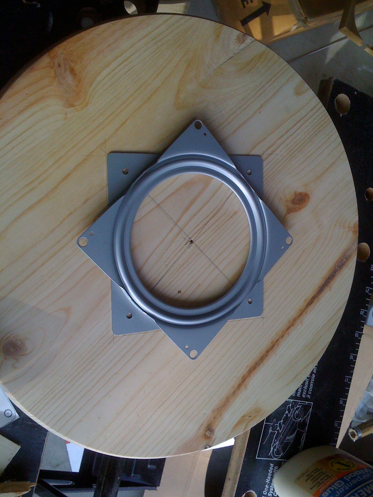 Lazy Susan Bookcase : 9 Steps - Instructables