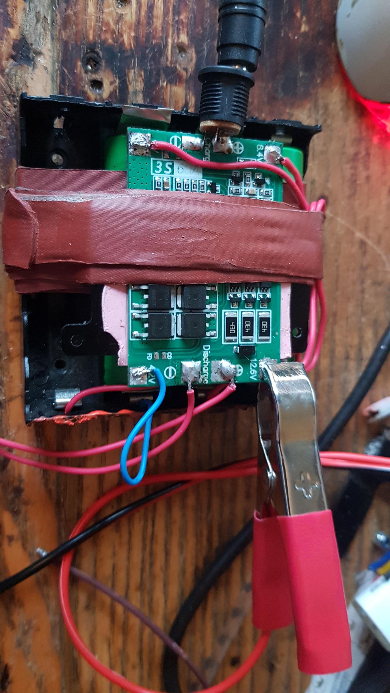 DIY UPS for WiFi Router : 4 Steps (with Pictures) - Instructables