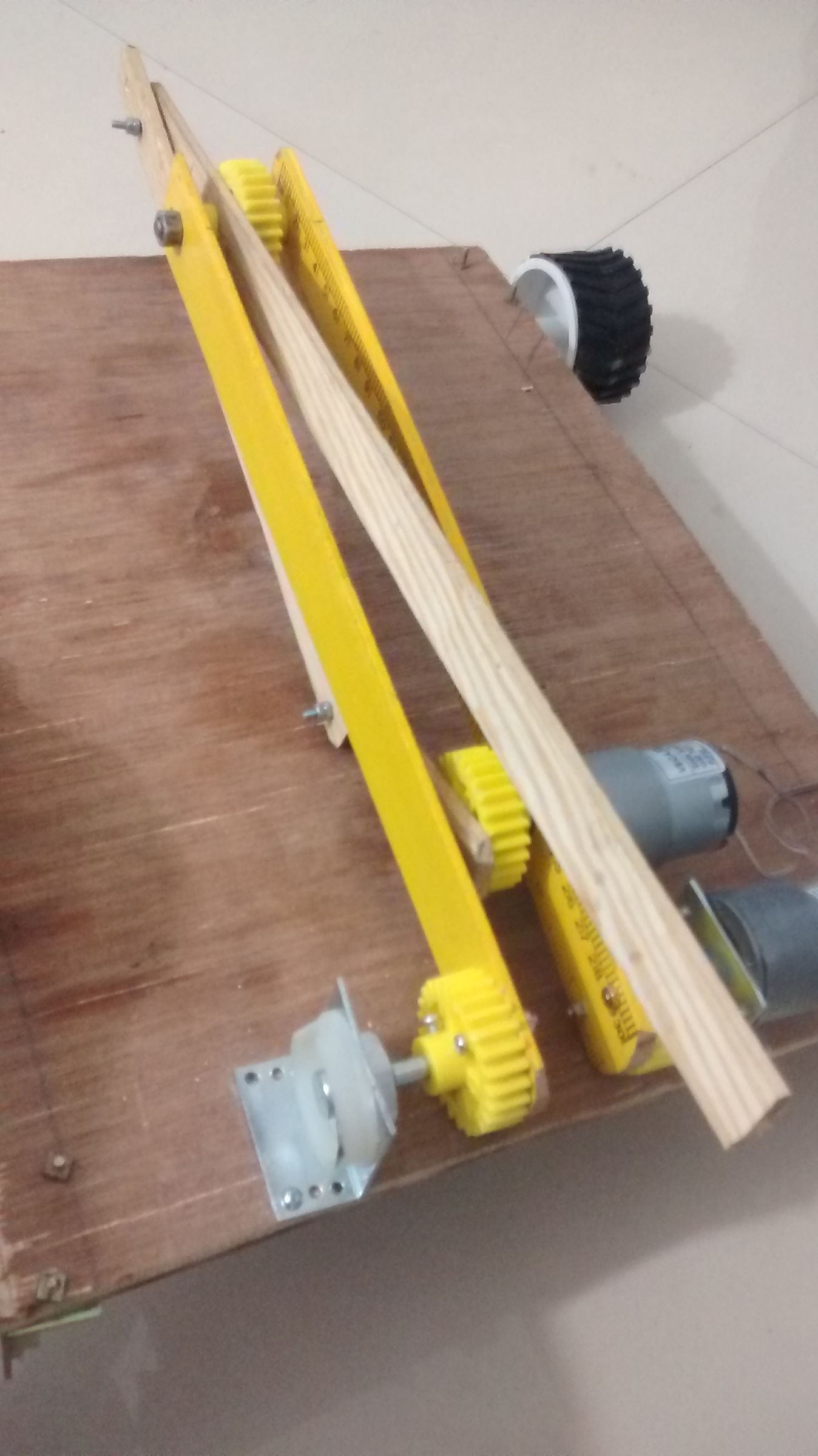 Robot With Arm Experimental Platform : 4 Steps (with Pictures ...