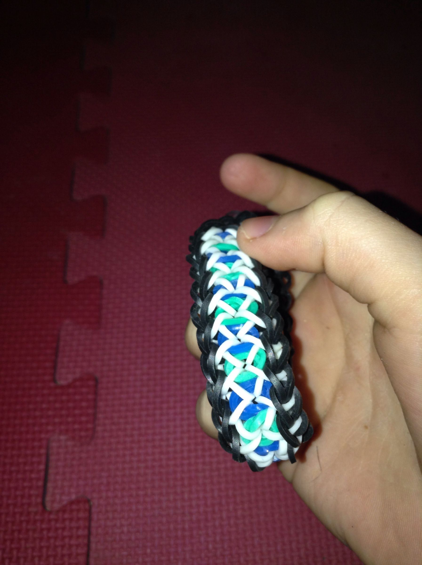 Rainbow Loom Bracelet : 21 Steps - Instructables