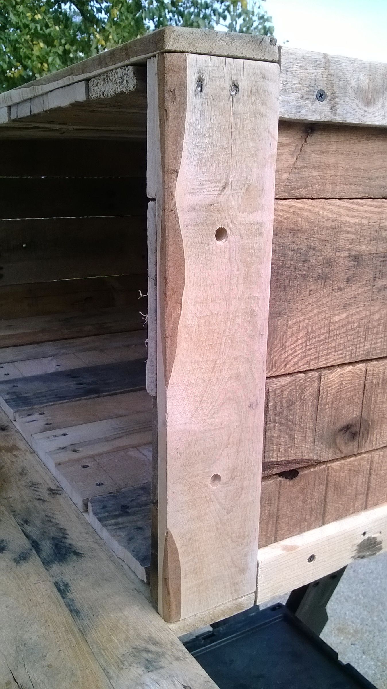 False Bottom Trunk From Reclaimed Wood (Pallets) : 7 Steps (with ...