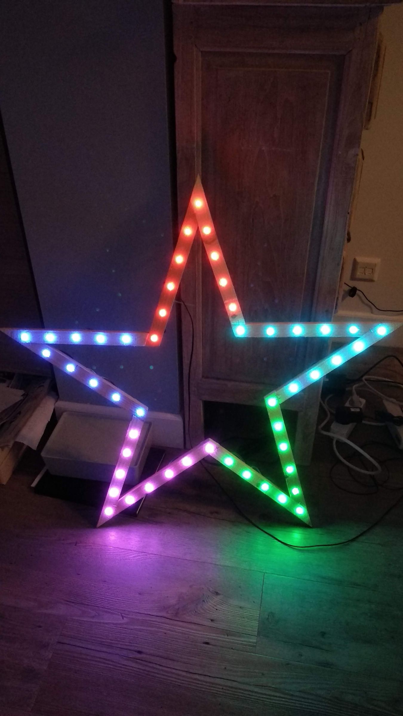 Larger and Improved Christmas Star Neopixel Attiny85 : 3 Steps (with ...
