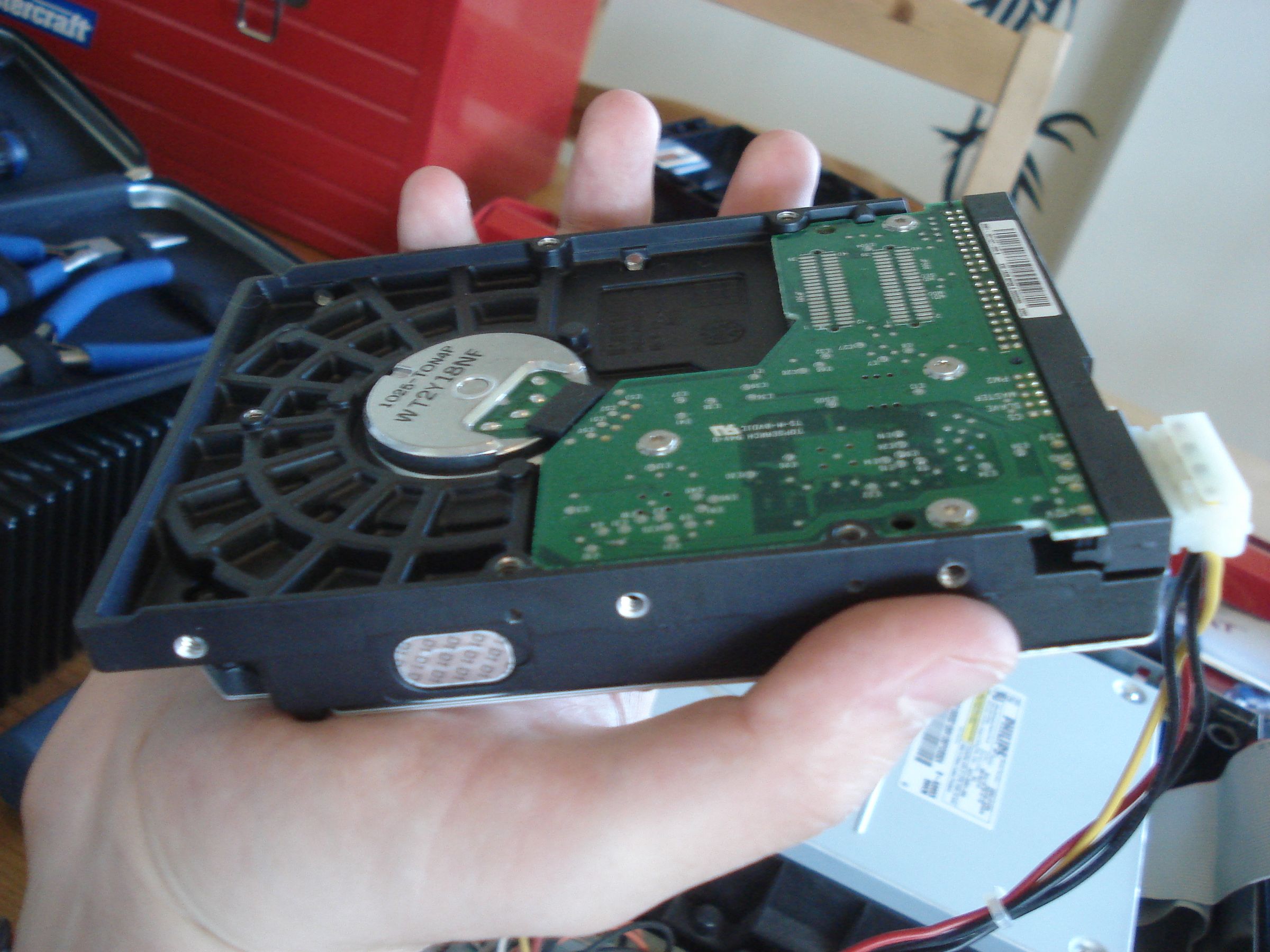 Original XBOX Hard Drive Upgrade : 10 Steps - Instructables